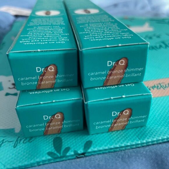 thrive causemetics | Makeup | Last Thrive Causemetics Bundle Waterproof ...
